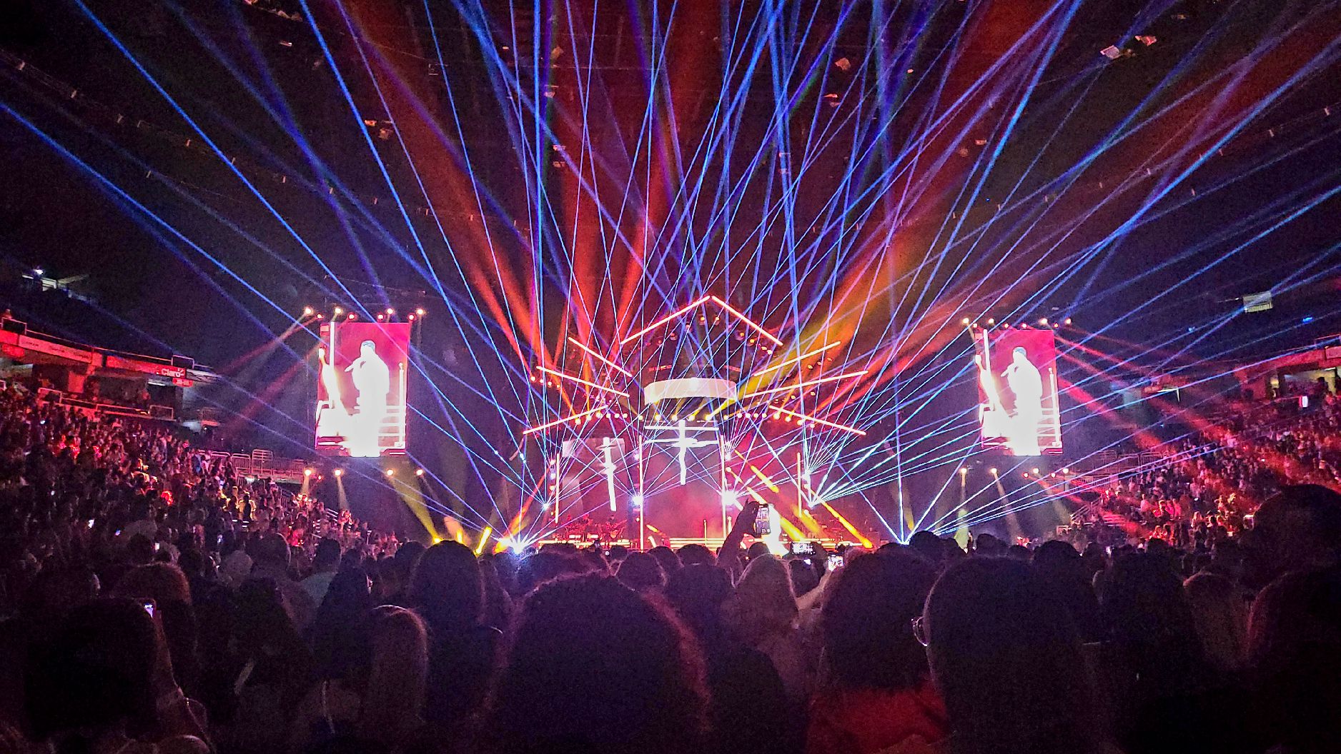 Lighting System Puerto Rico - Music Express Network